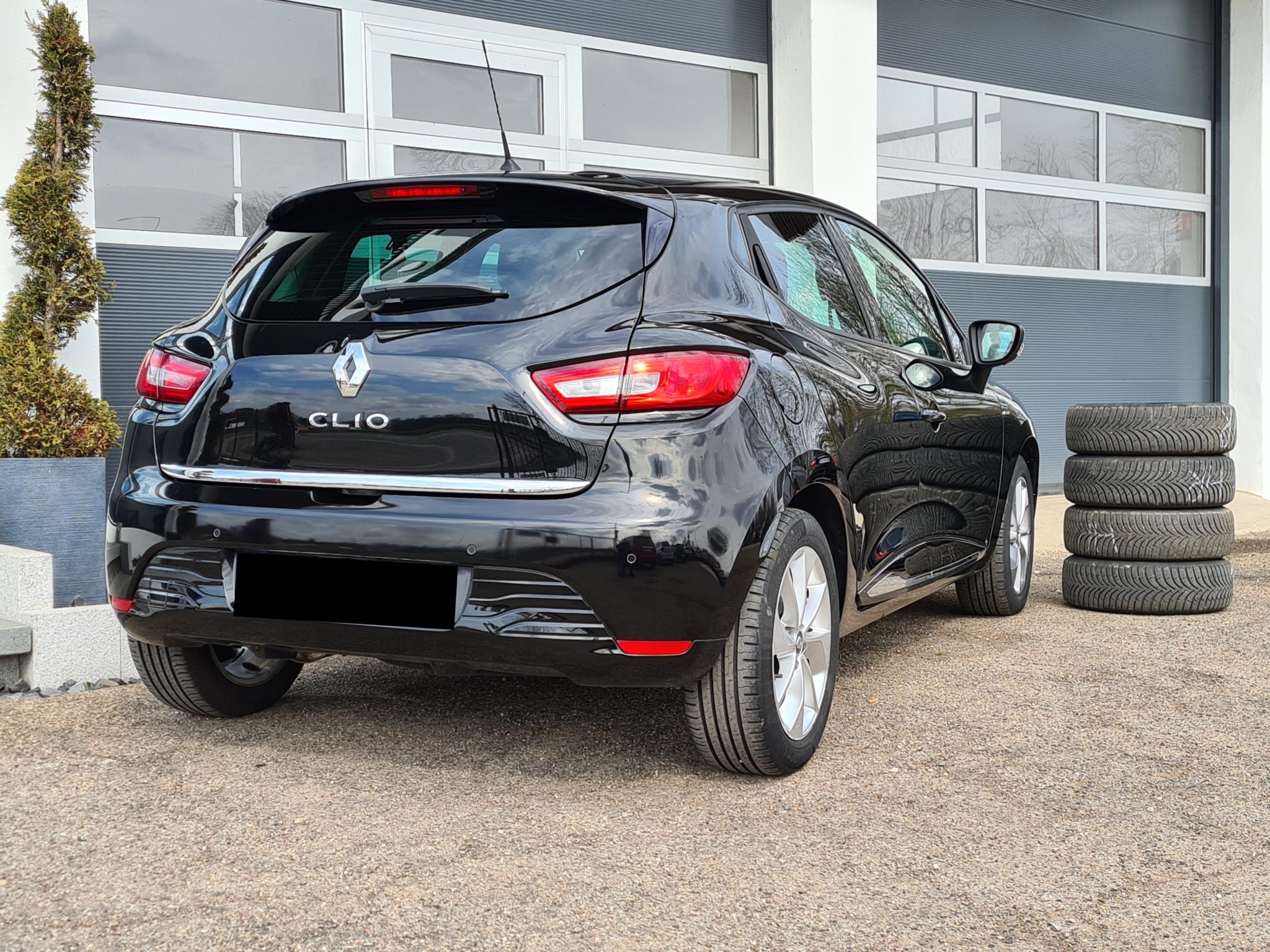 Clio IV Limited Deluxe – John Auto, ERSTEIN