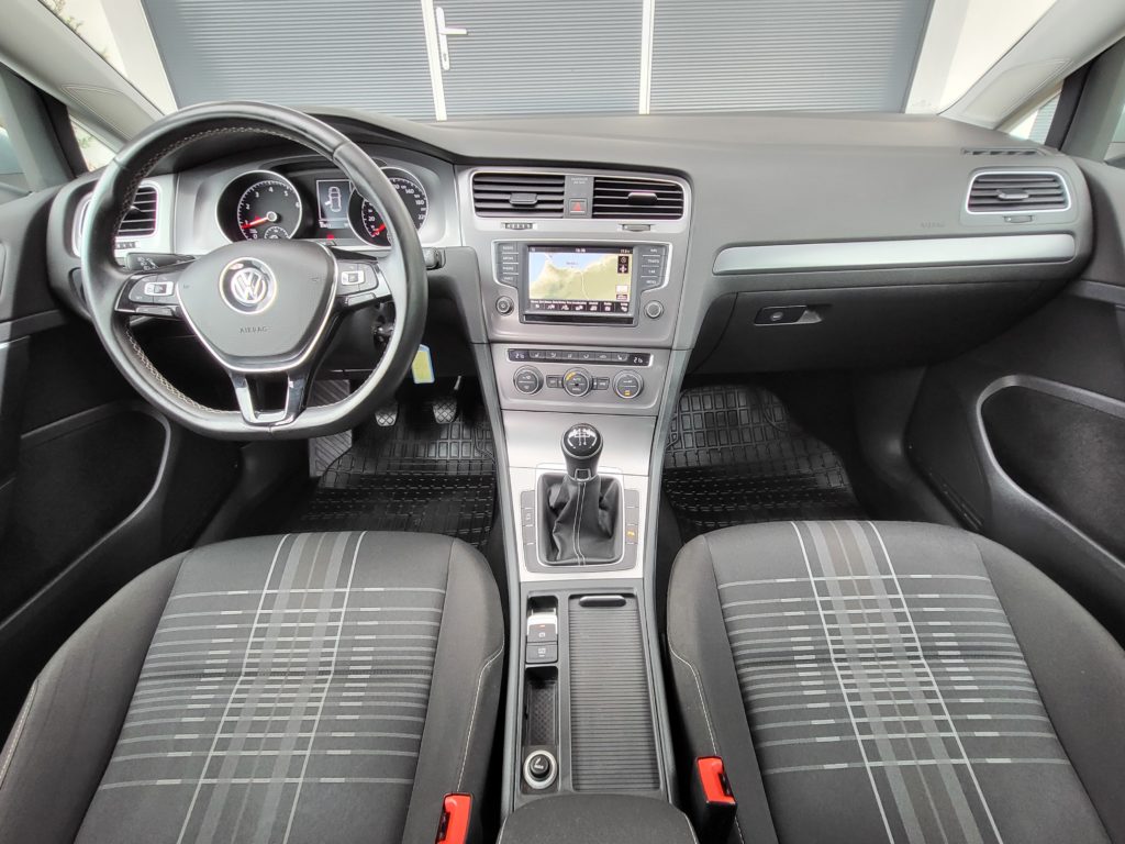 VW Golf VII Lounge – John Auto, ERSTEIN